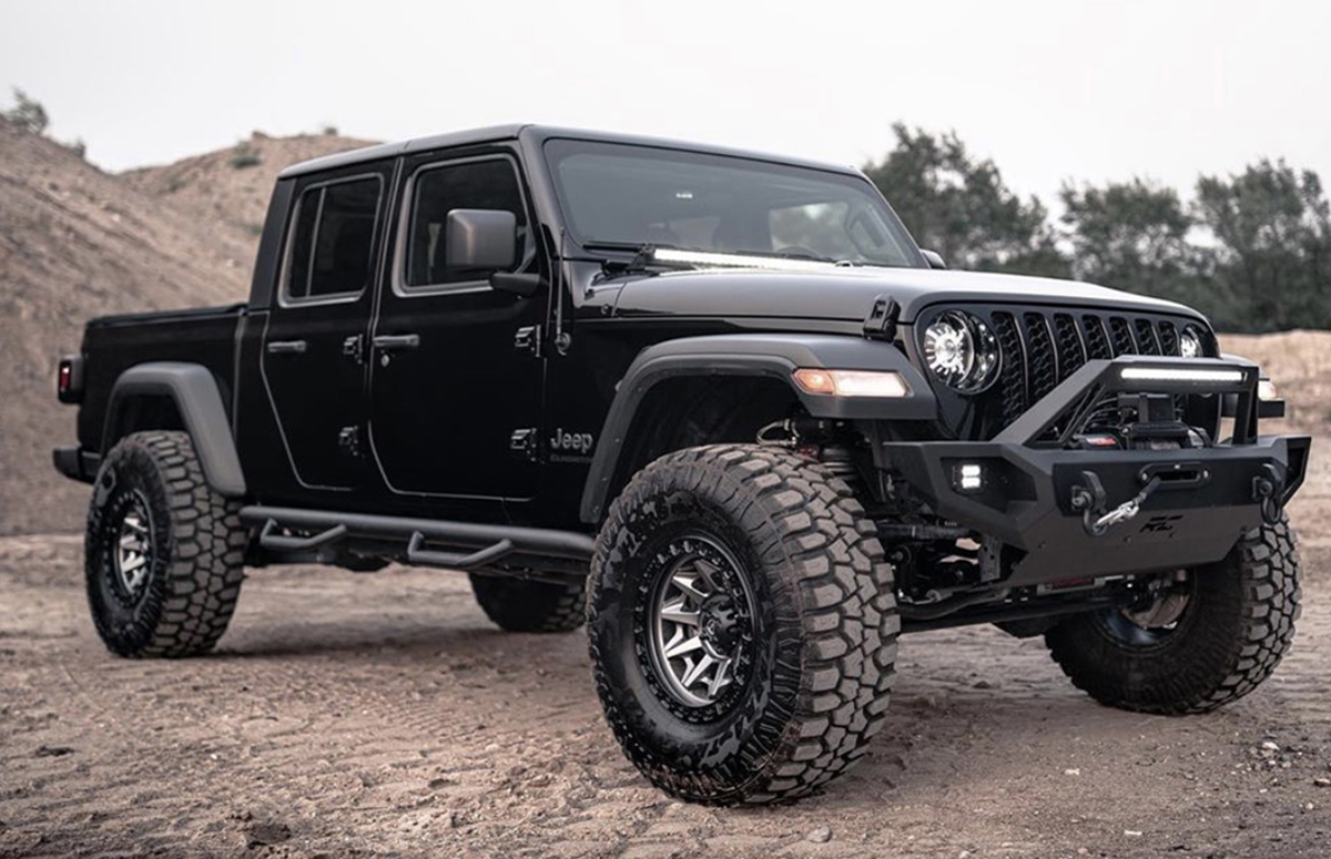 4 Types of Front Bumpers for Jeeps: Which One is Right for You?